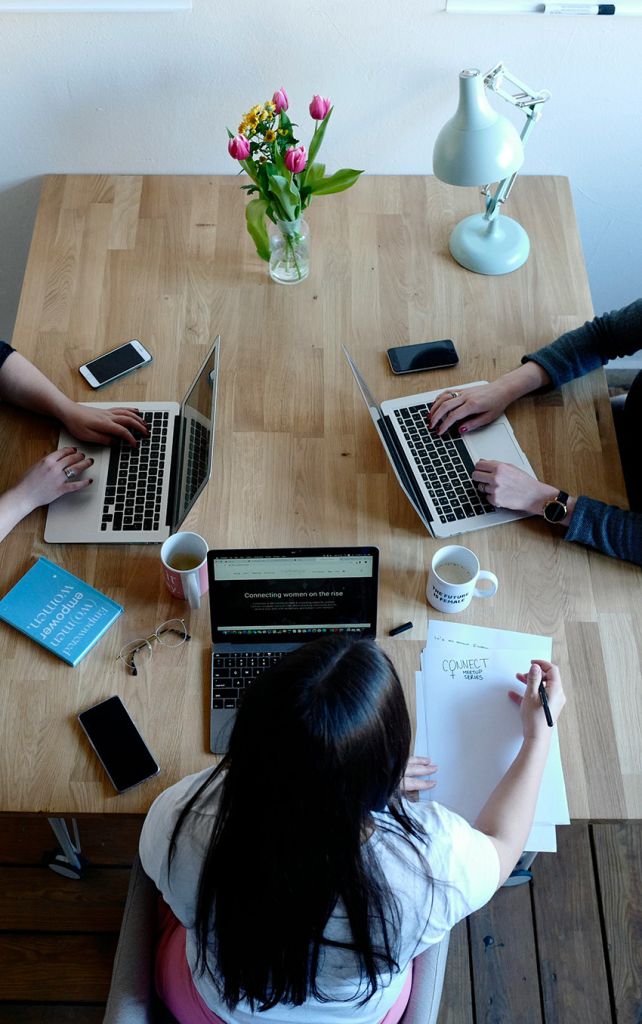 What is Job Hopping?: Trends, Impacts, and Solutions